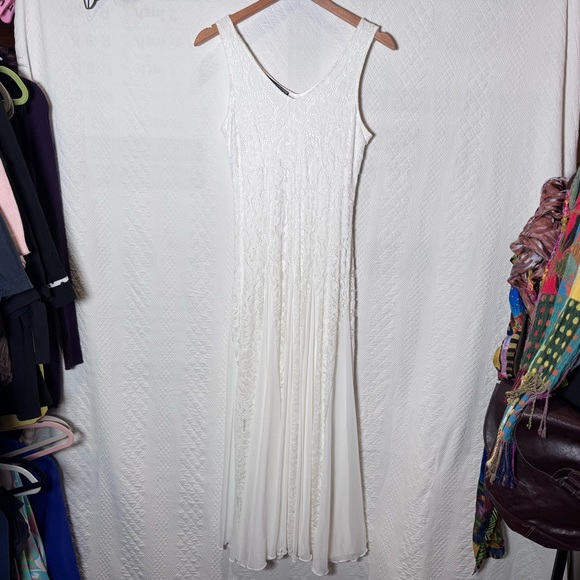 The Pyramid Collection | Dresses | The Pyramid Collection Winter White ...